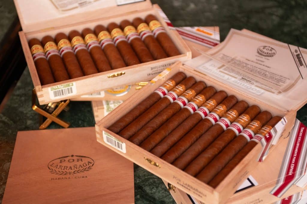 CIGAR AGING - ¿How to age cigars correctly? - Granvega cigars